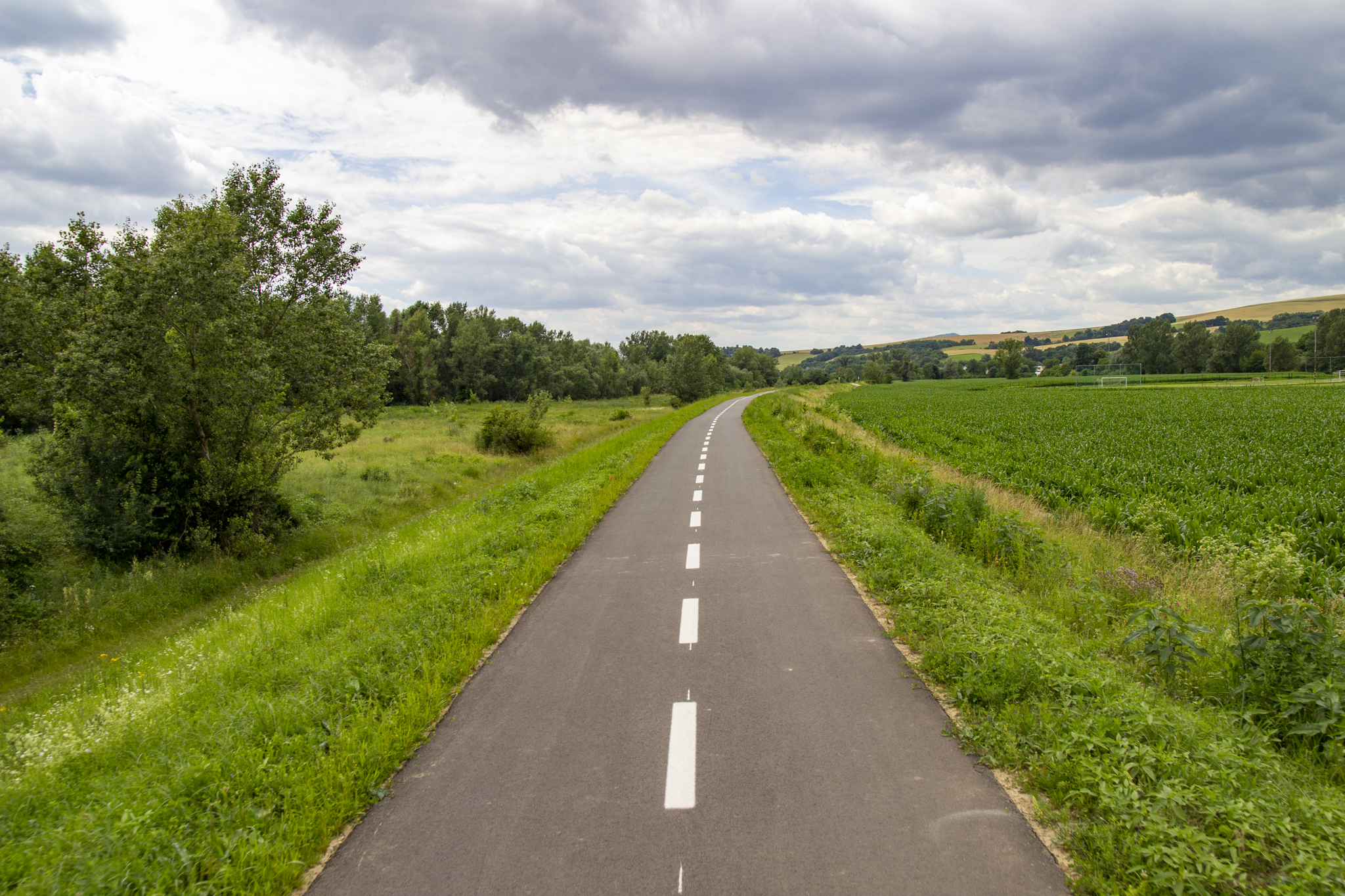 cyklostezkou-bevlava-do-trencina - ZLIN.CZ